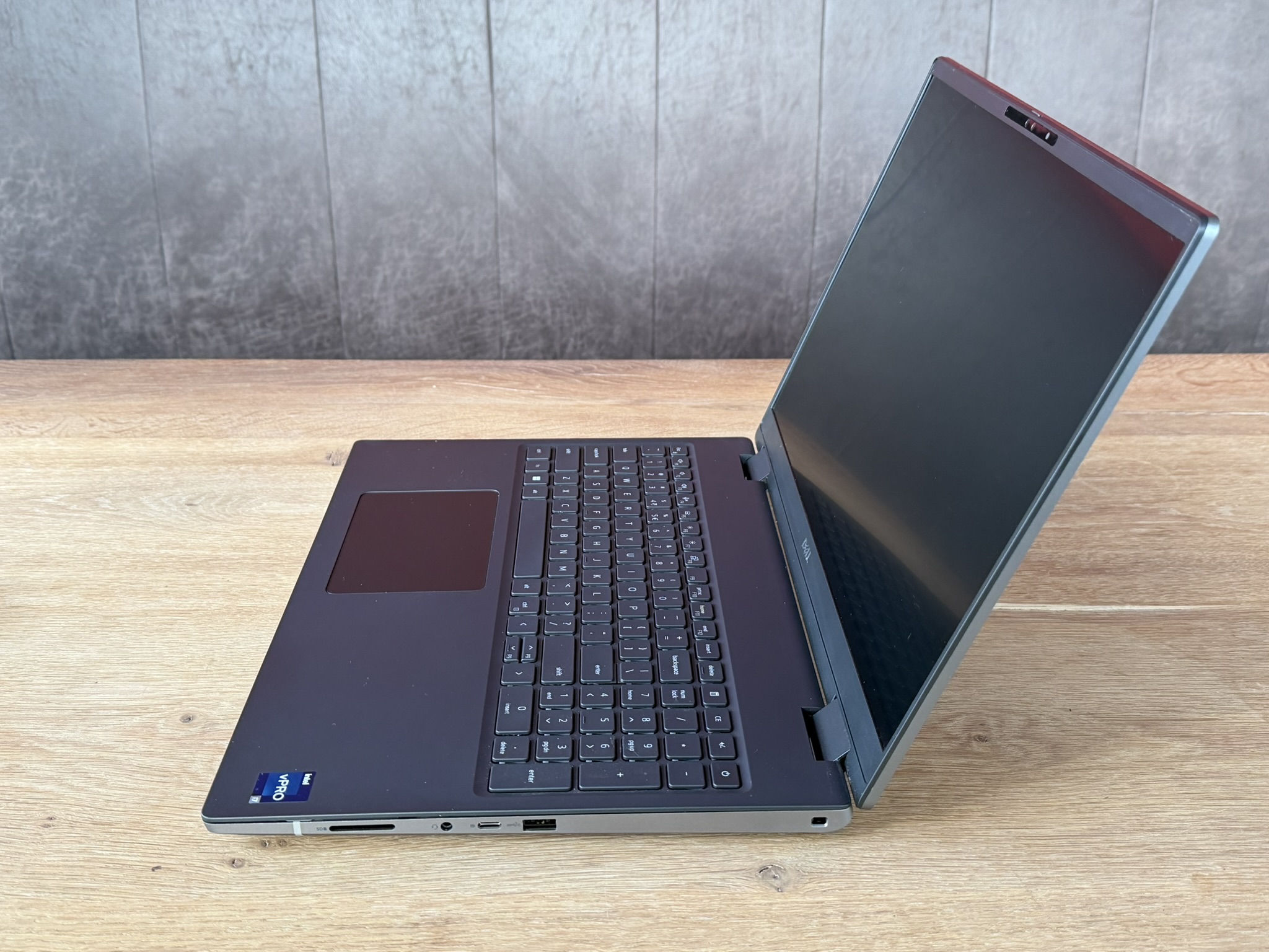 Dell Precision 7680 i7-13th 32GB 1TB 16″ RTX2000 ADA – \_ MENEER LAPTOP